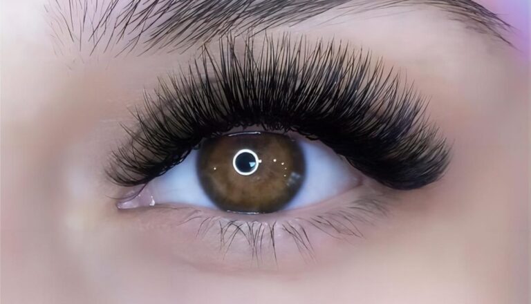 The Doll Eyelash Extensions Guide 101 - Eyelash Extensions Manufacturer
