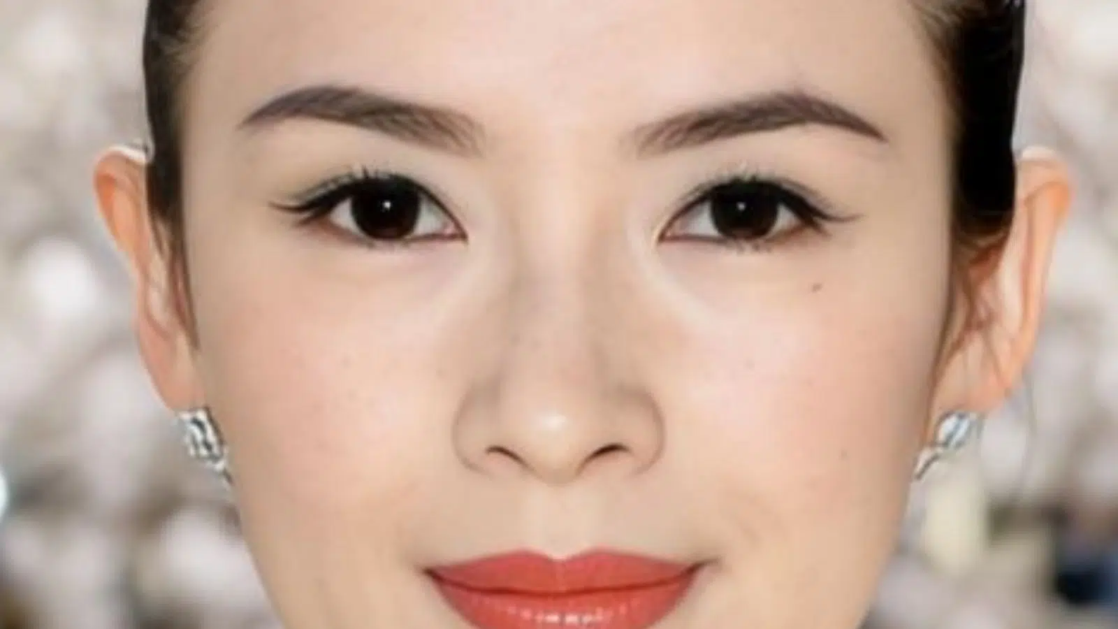 Asian Eyes With Eyelash Extensions